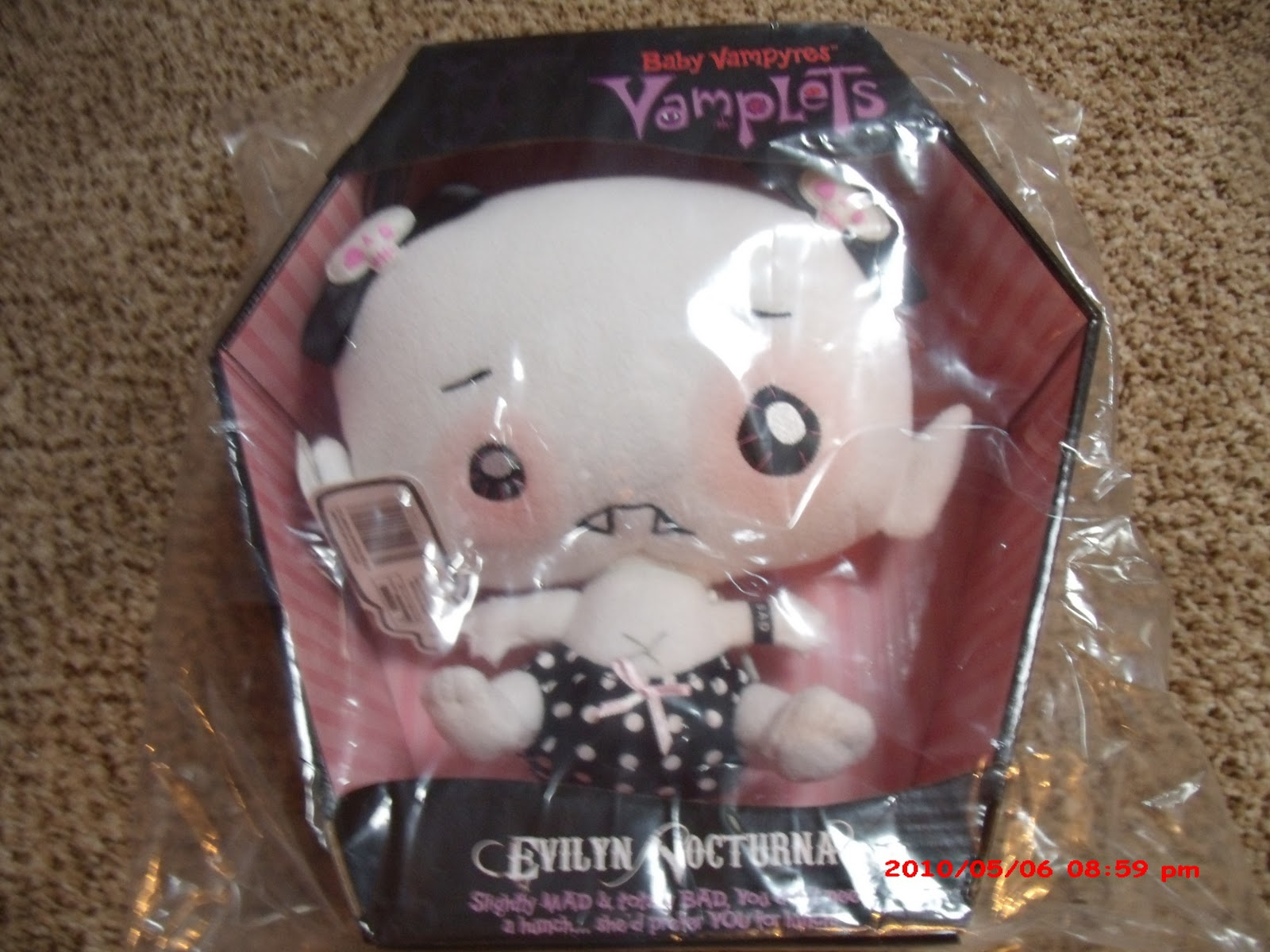 A Lucky Ladybug: Vamplet Babies Review and Giveaway