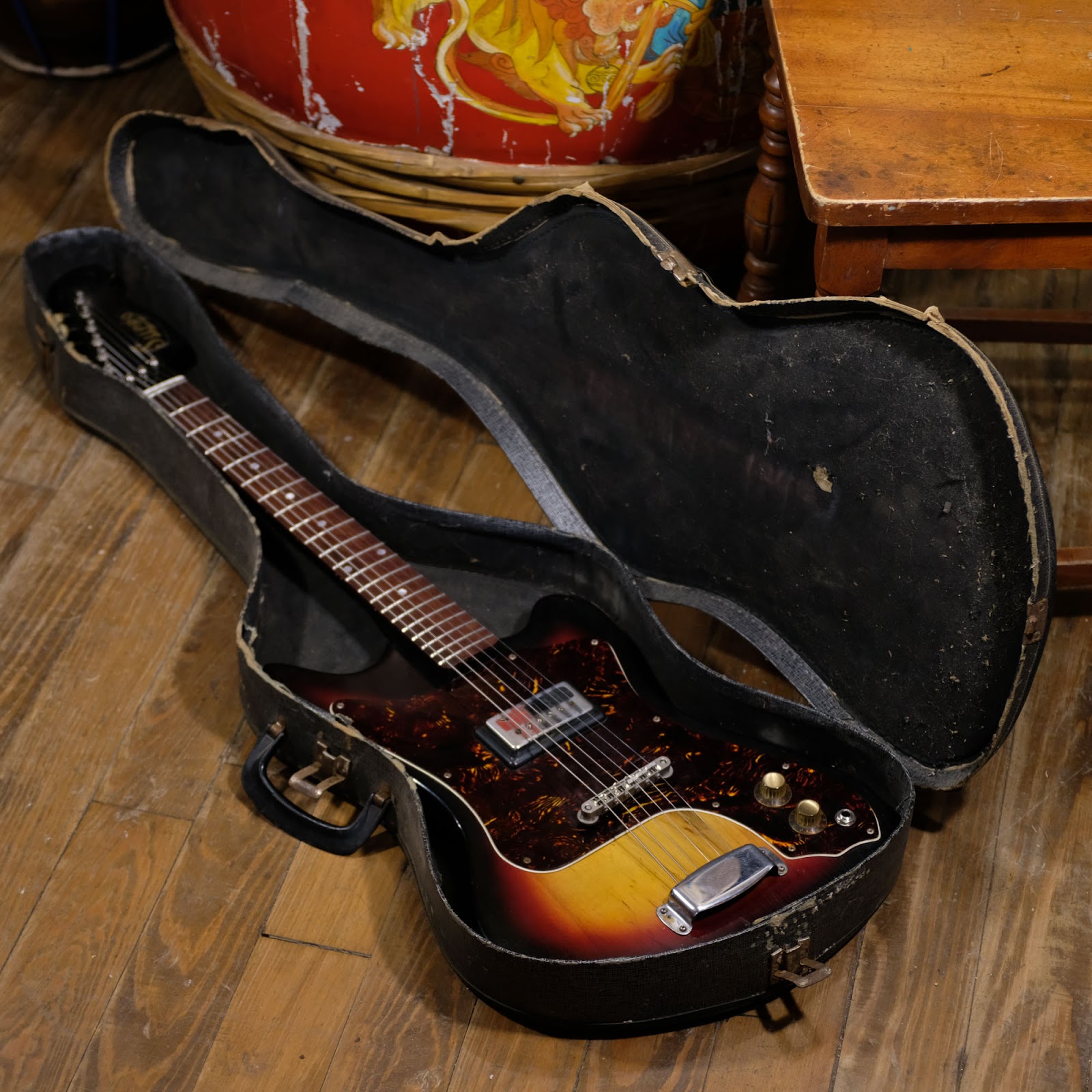 1960s Supro Normandy Electric Guitar