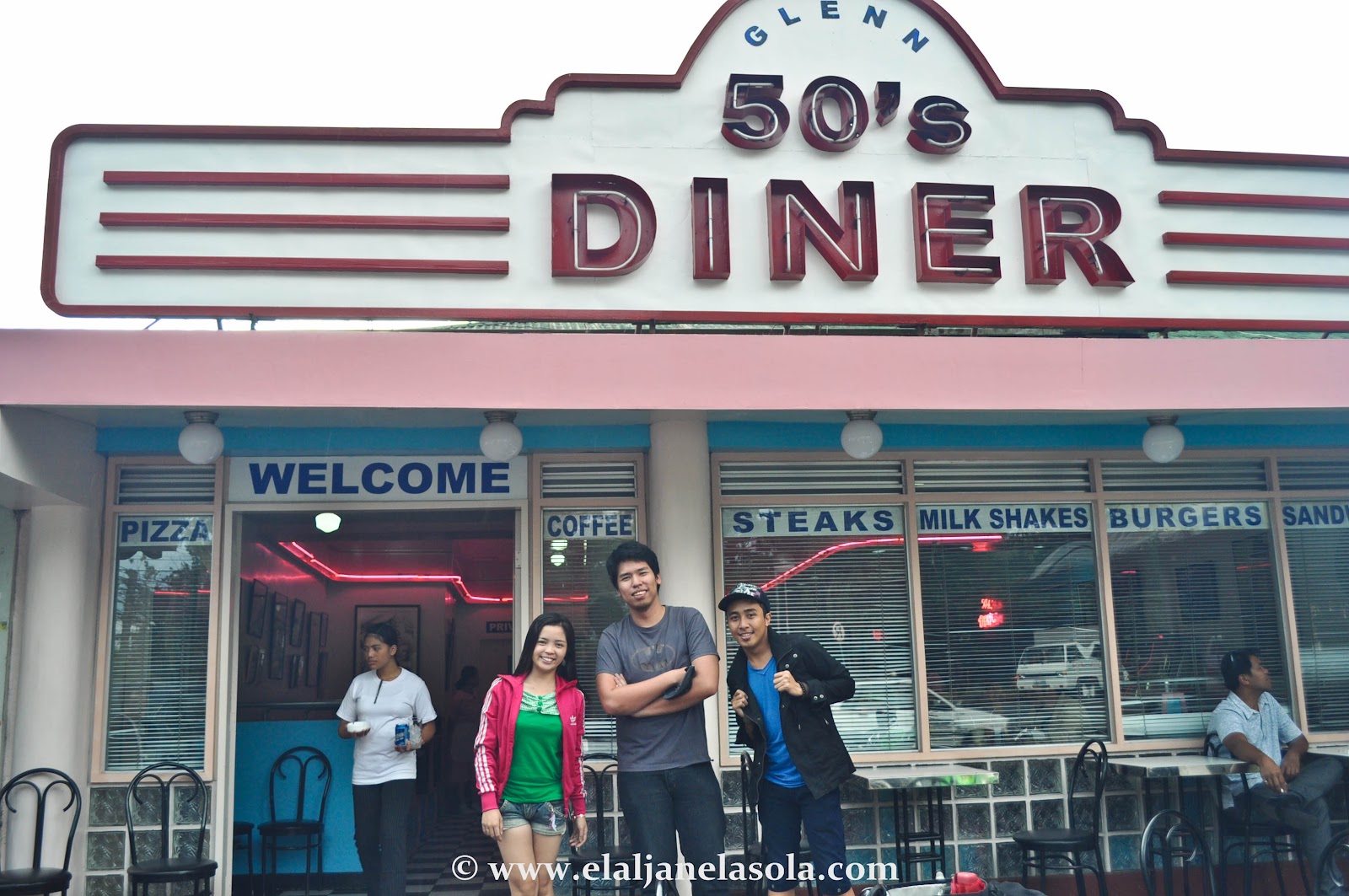 Elal Lasola Travel & Photography: How to go to Baguio and 50's Diner