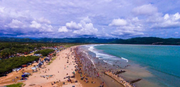 Pantai Teleng Ria, Wisata Pacitan yang Tak Boleh Terlewatkan untuk ...