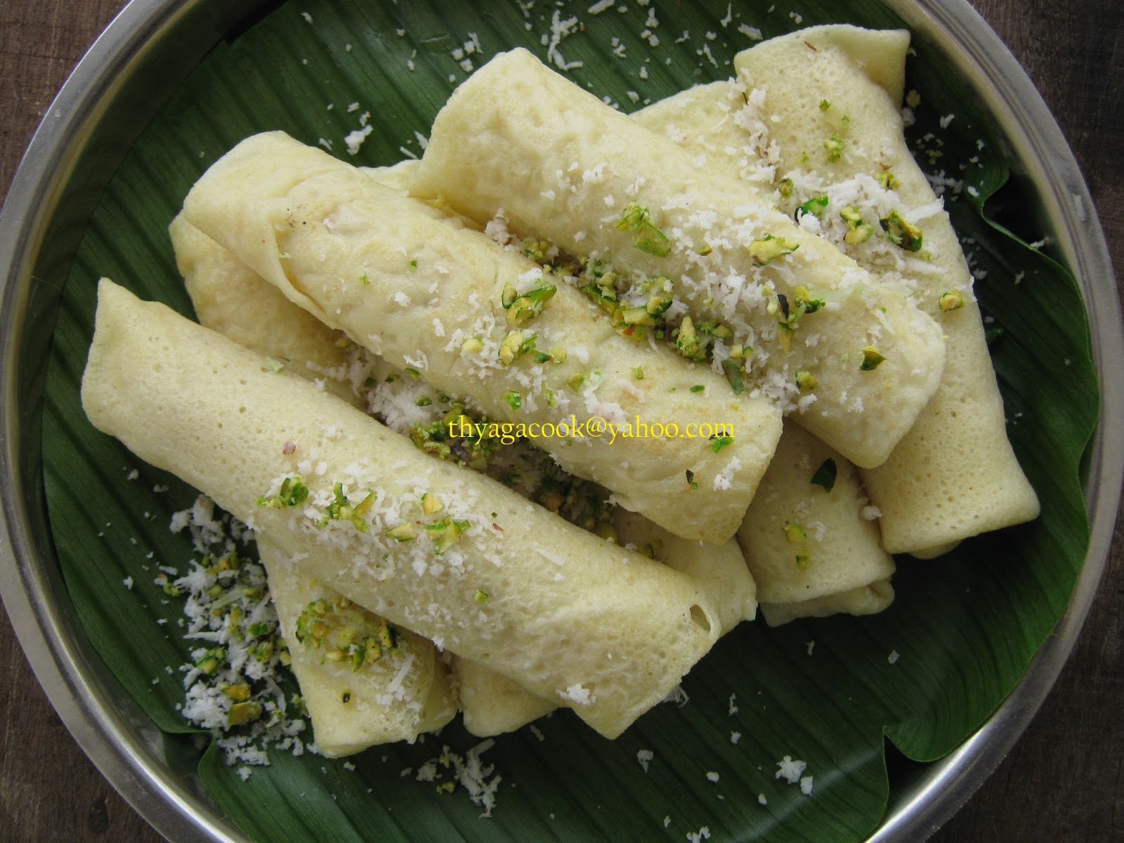 DAUN KARI Masakan Malaysia.....: SURUL APPAM ( KUIH KETAYAP ORANG INDIA )