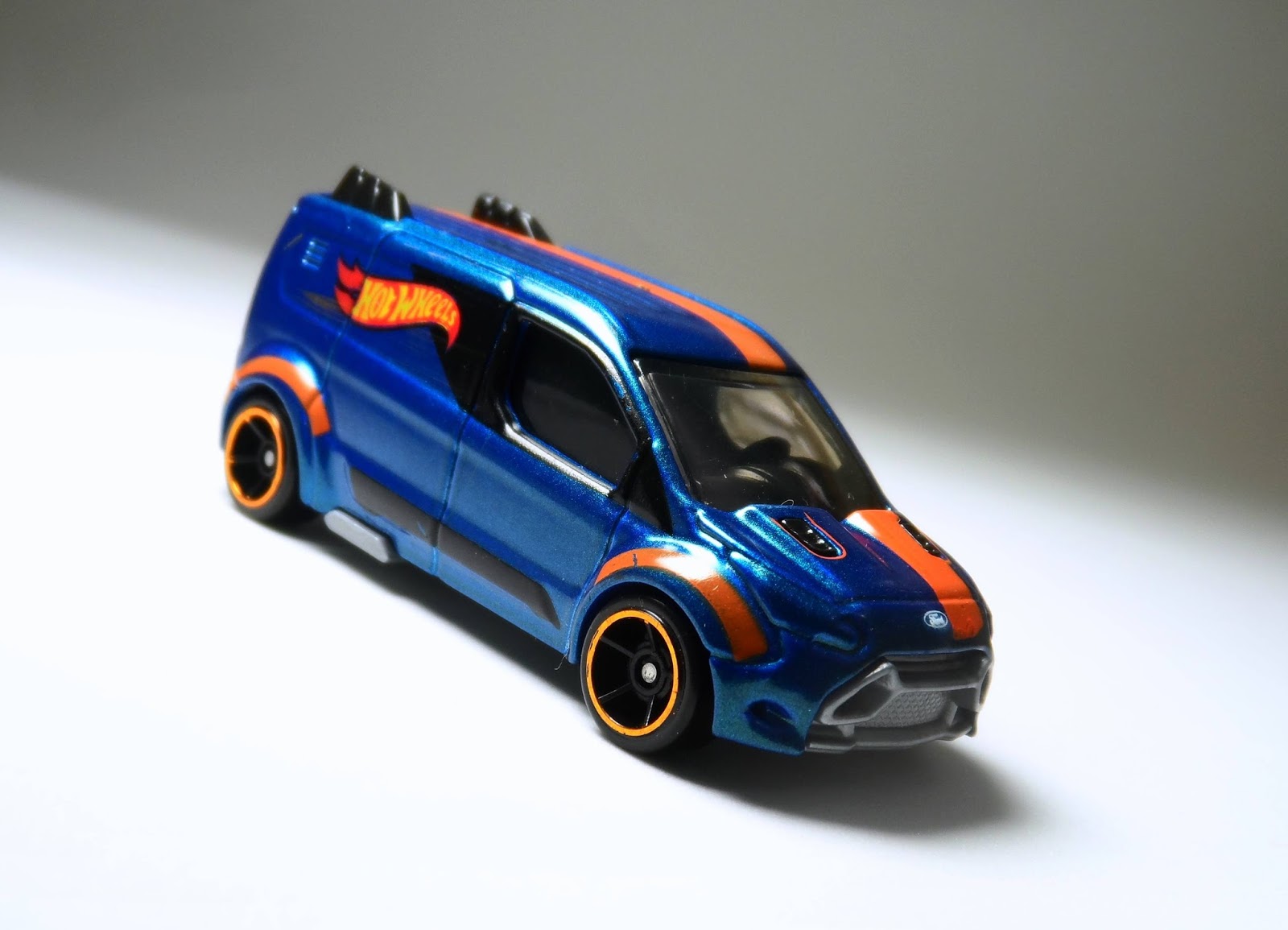 Lançamento Hot Wheels: Ford Transit Connect