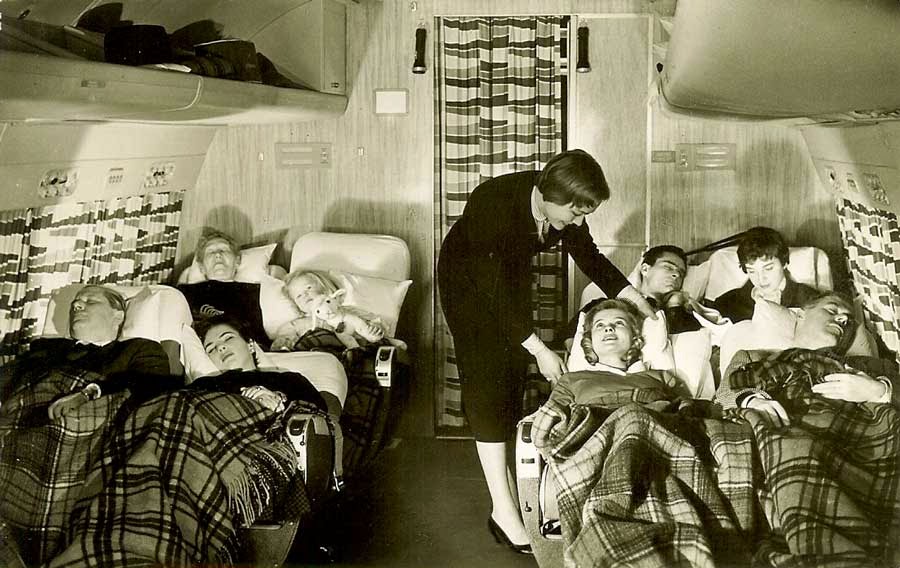 1/144 airbattle: 1/144 Lockheed Constellation - by Corgi - Part 1