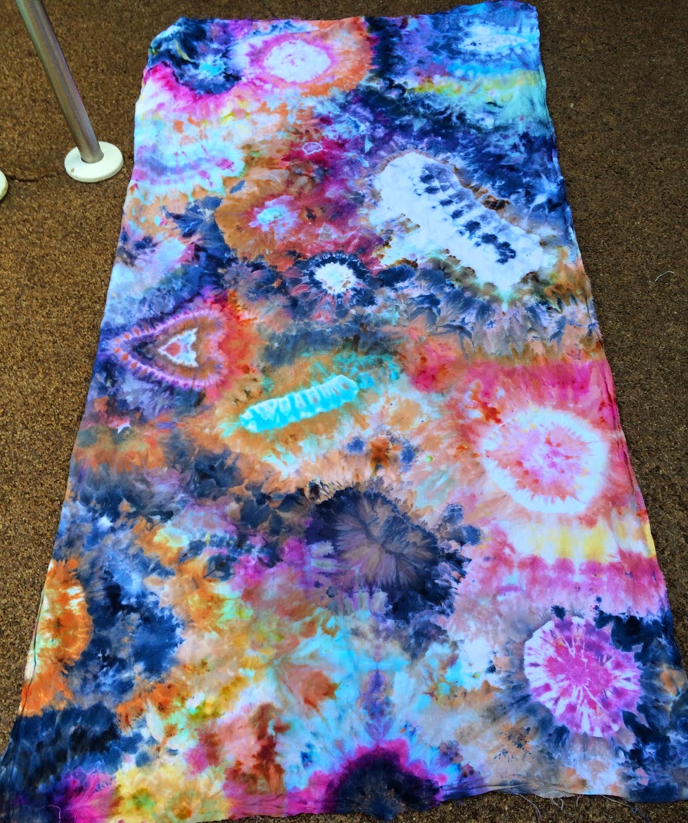 Ice Dye tablecloth | DOMAIN ADDRESS FOR SALE