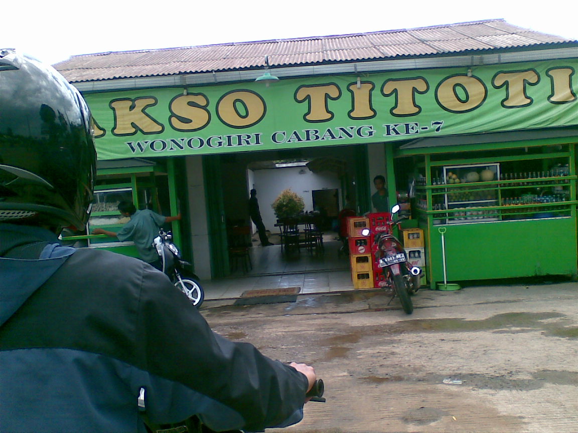 BRT: Bakso Titoti Yang Bikin Nagih