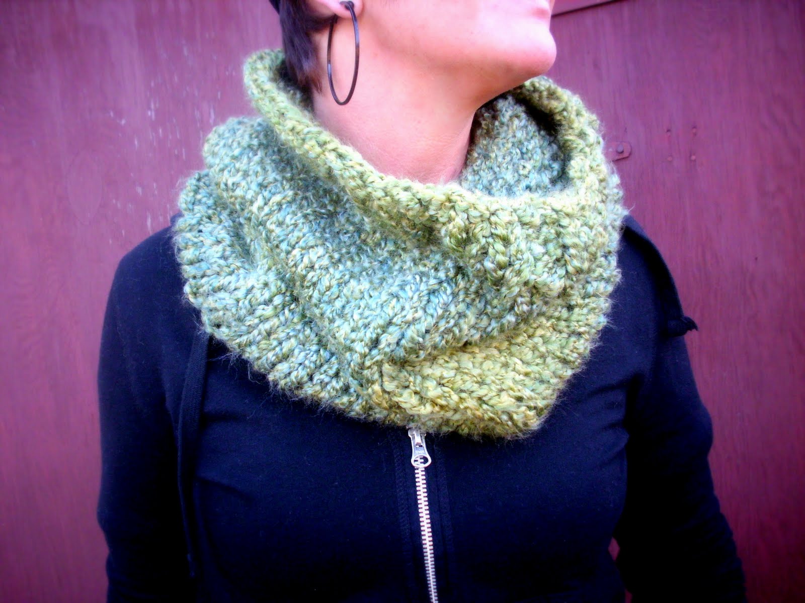SHEE knits: Cowls
