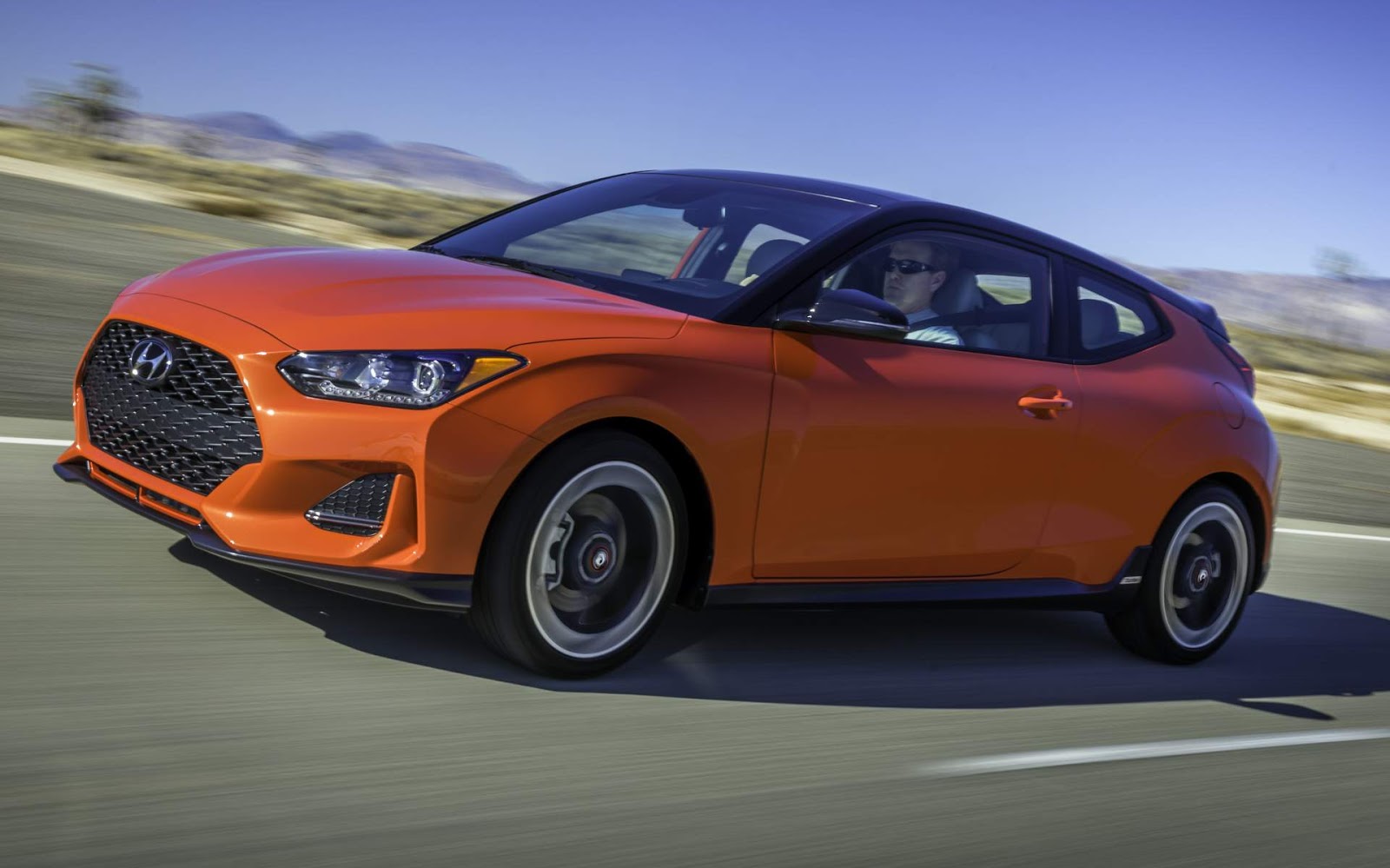 Hyundai Veloster 2019: fotos e especificações oficiais