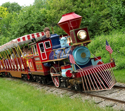 Simply Sarah: Fort Wayne Zoo Ride Special!