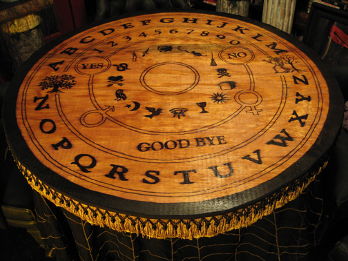Shivers of Delight: DIY Seance Table