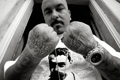 MAKING DRAWINGS: Artist Research & Visual Response - Mister Cartoon