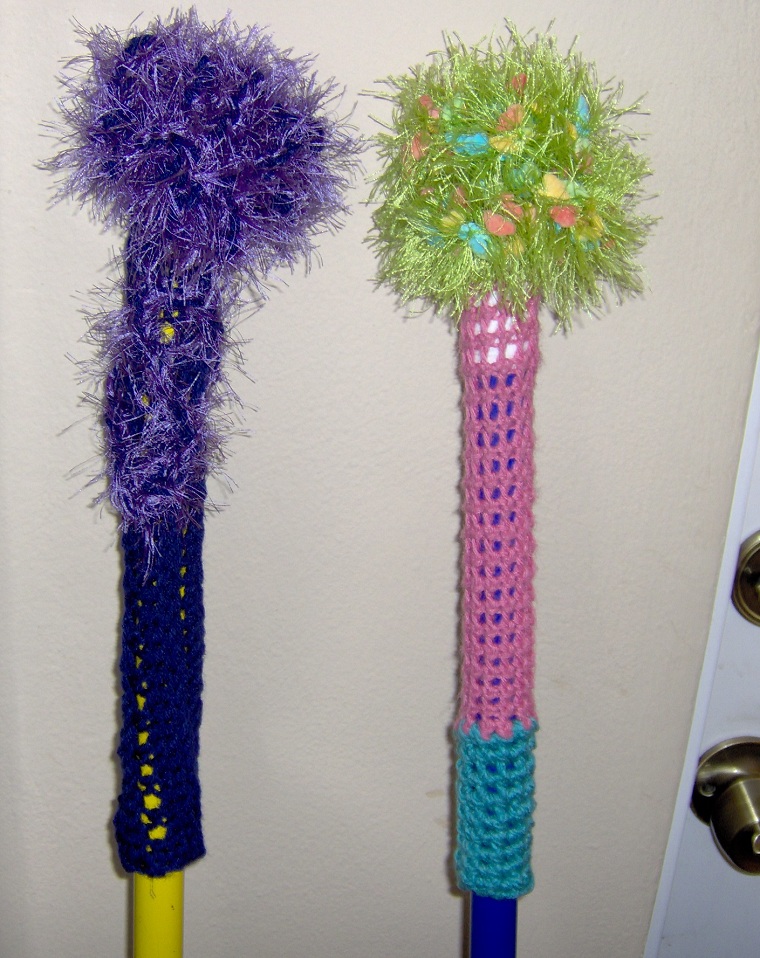 Birdies Crochet and Craft: Dust Buster for a Handle