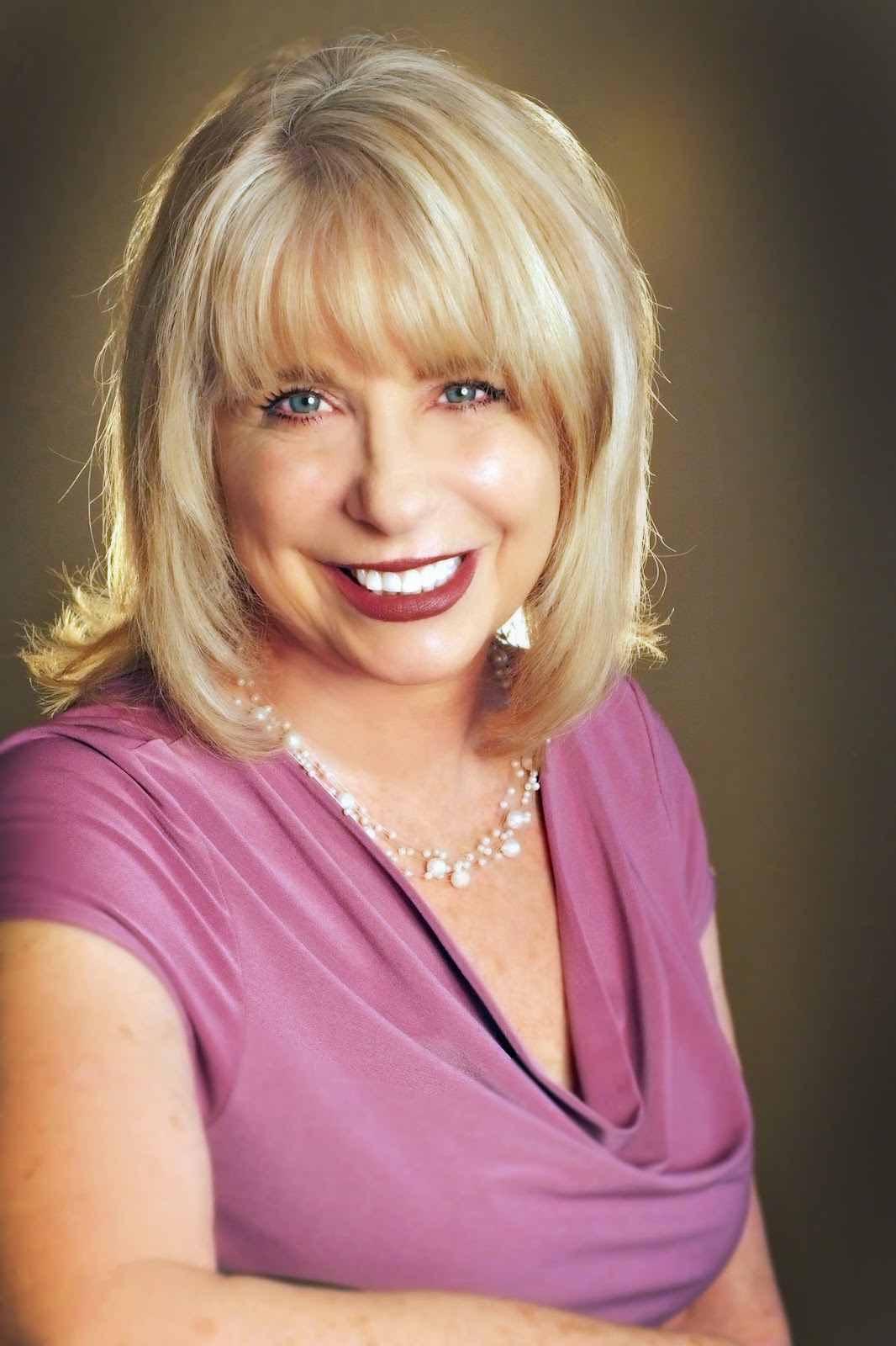 Tiffany Bell Portraits: Headshots