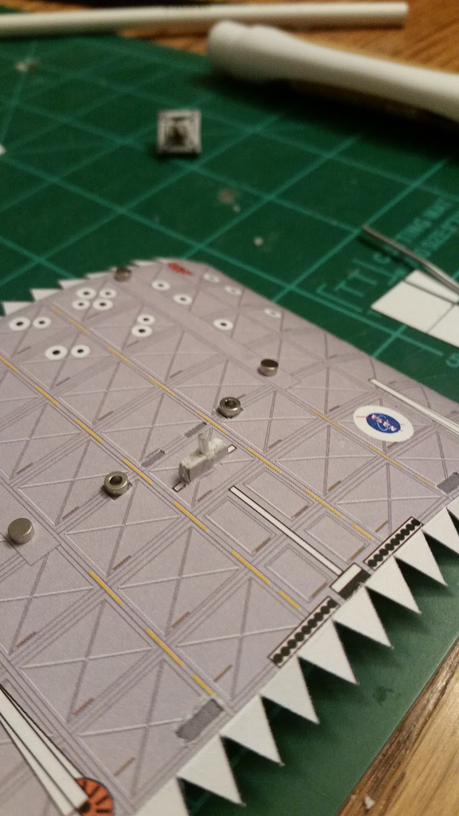 A"Mays"ing Papercraft: A New Destiny