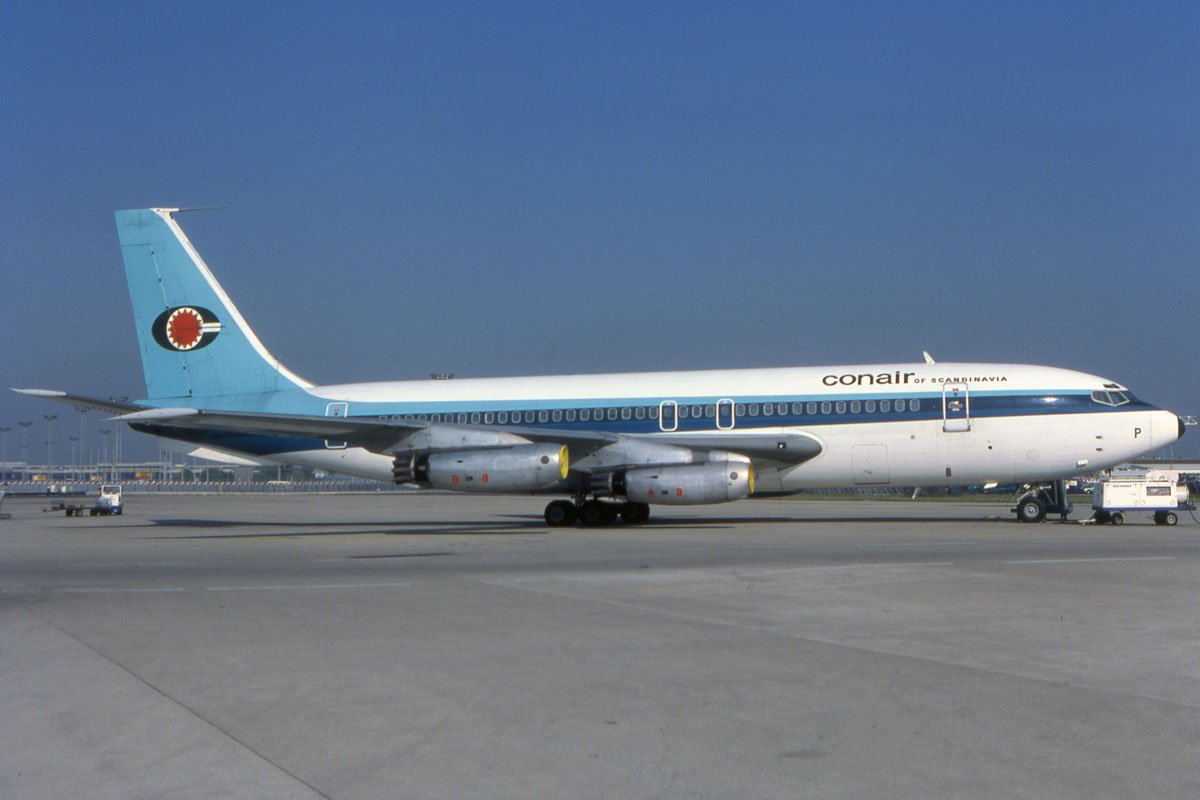PlaneSpotters Slide-Collections: Conair of Scandinavia B720 OY-DSP