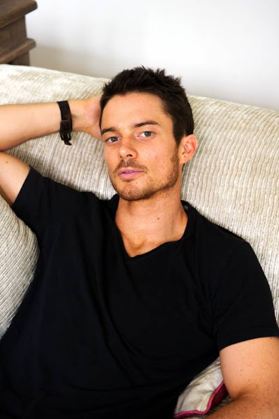 go see GEO ...: Oli Pettigrew in Men's Health SINGAPORE