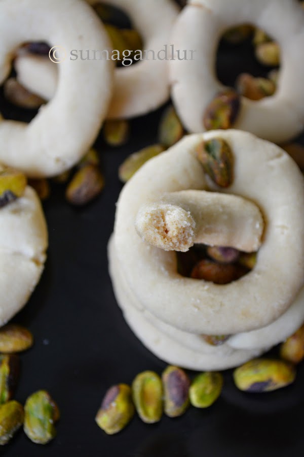 Veggie Platter: E for Egypt ~ Ghorayebah / Ghreybeh