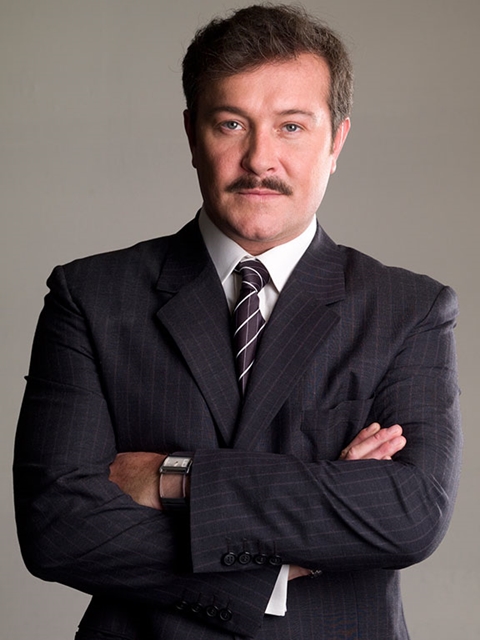 Quem Dubla Novelas: Arturo Peniche