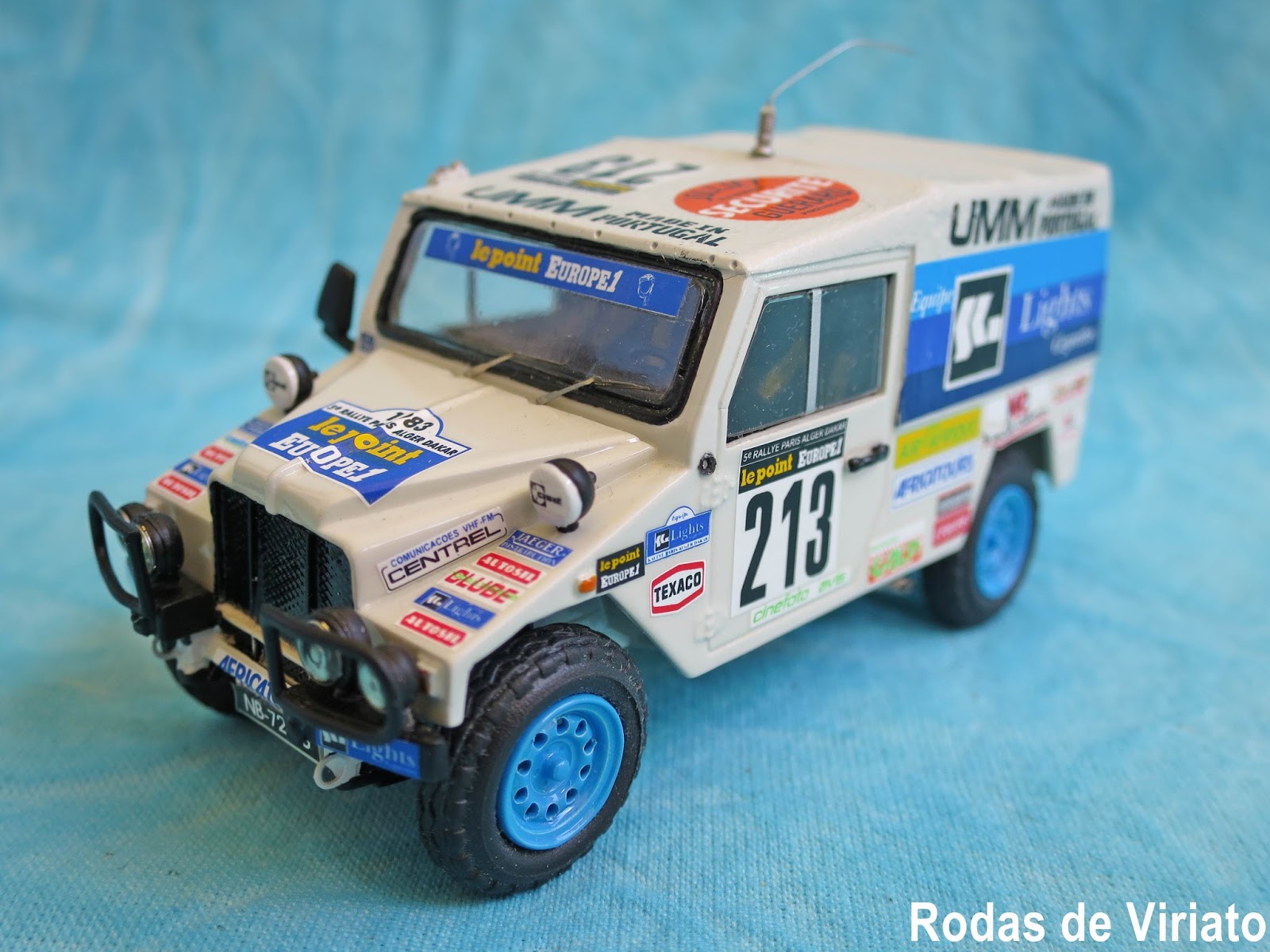 Miniatura jipe UMM SG Light 1983 da Quitécnica (1/2)