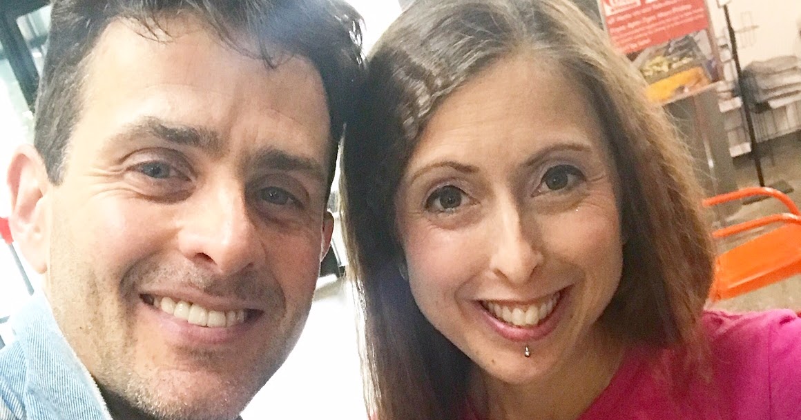 Vegan Crunk: Omg! I Met Joey McIntyre! And Ate a Hummus Pita!