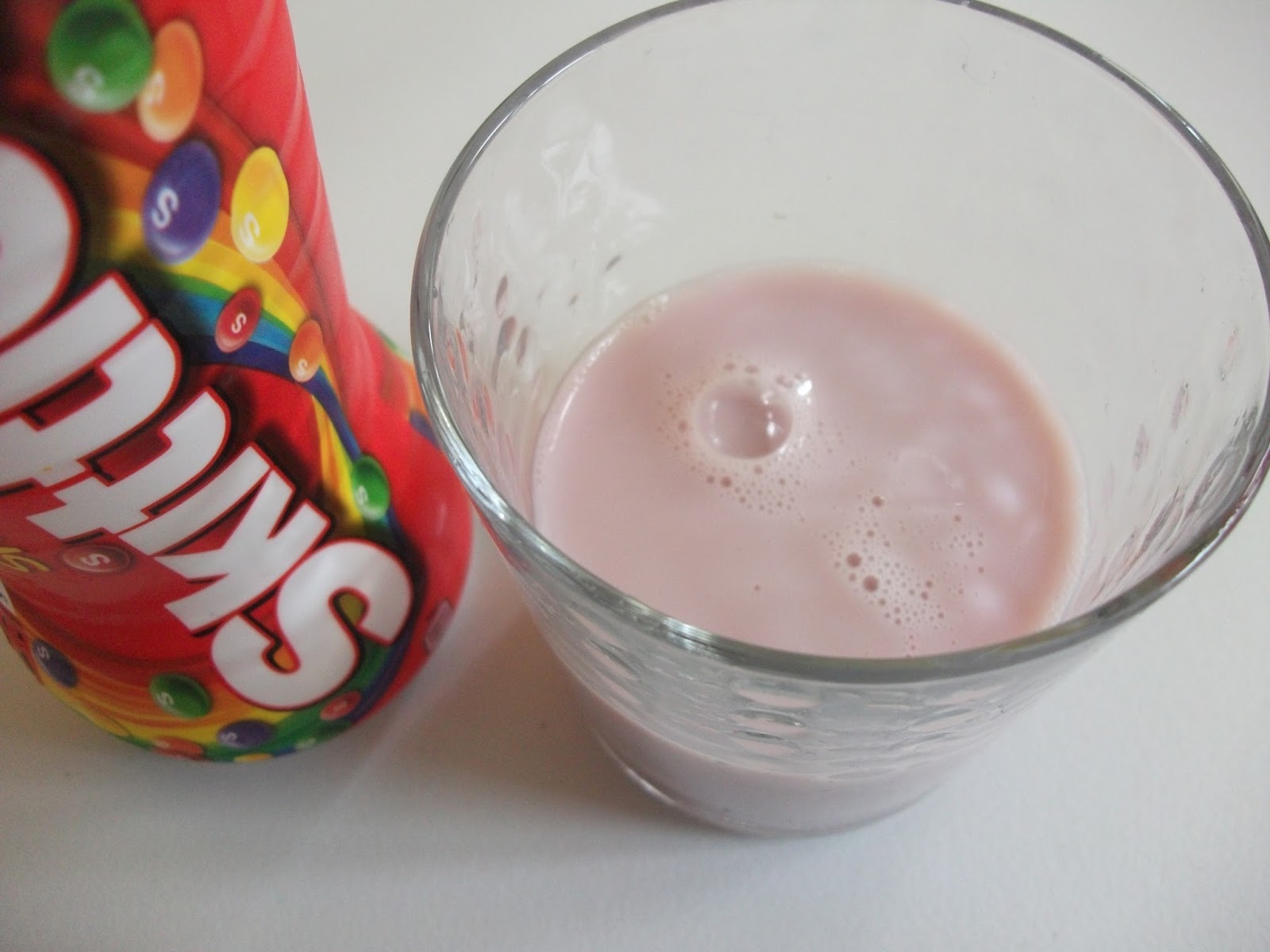 Skittles Milkshake Review (Tesco)