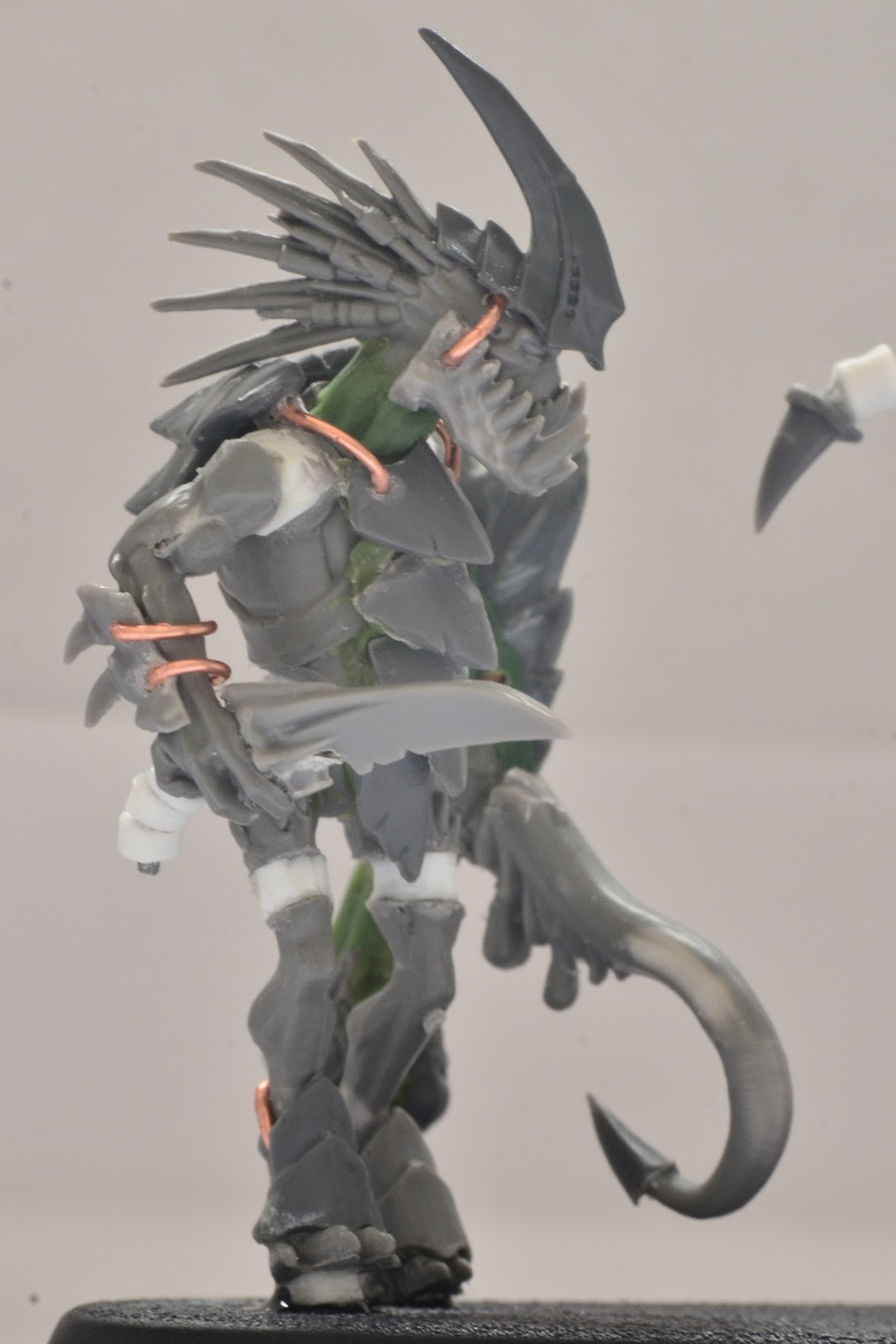 Modern Synthesist: Kroot Tyranid Hunter