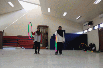 A Dazzling Polychrome: Senam Simpai :3