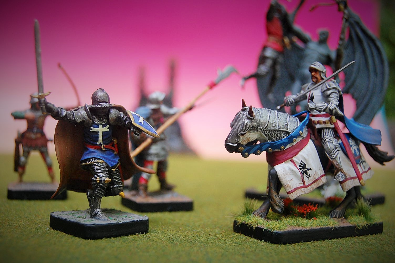 Miniature Minions: Mindstalkers 40mm Italian medieval fantasy figures