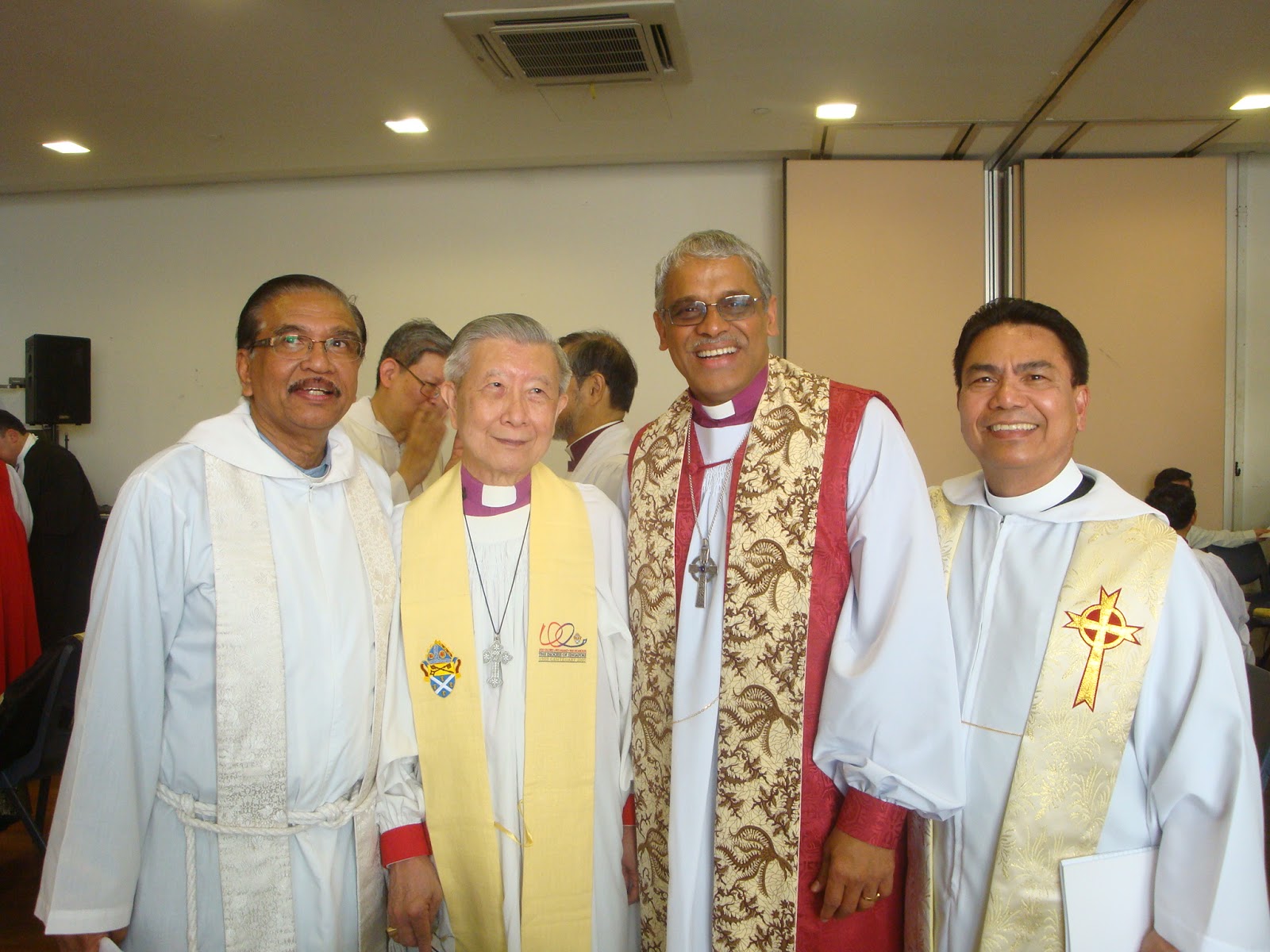 Travelin' Asian: RENNIS PONNIAH: NEW BISHOP OF SINGAPORE