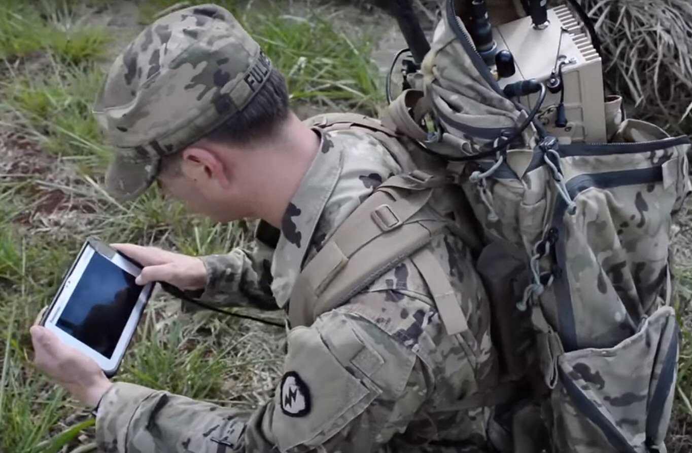 PE4BAS Amateur Radio Weblog: The ultimate portable digitalmode unit (1)