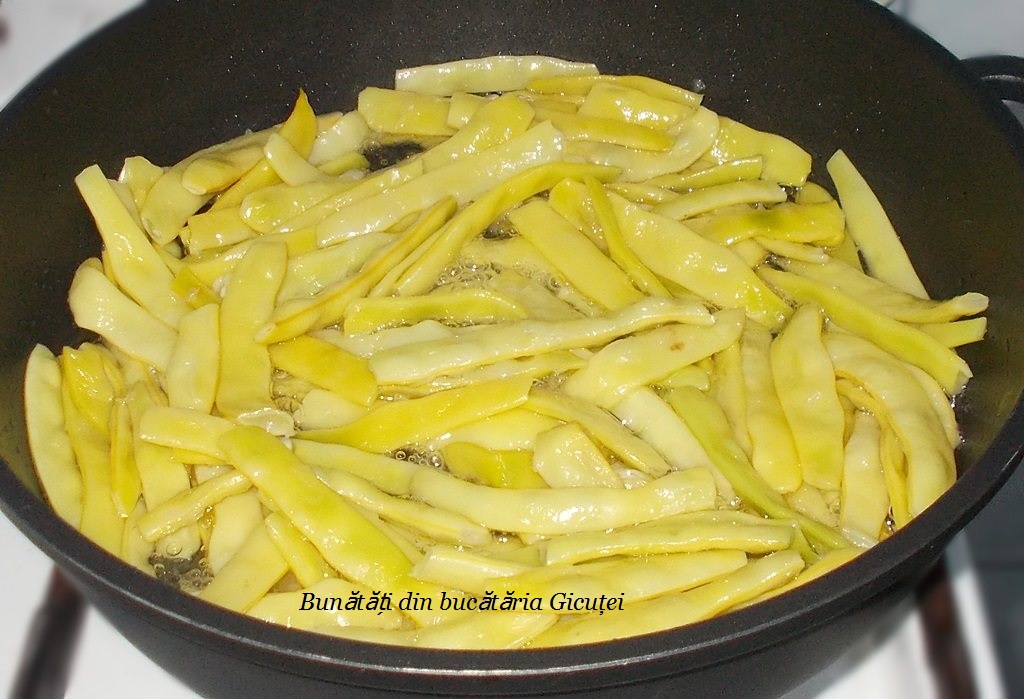“Pastari” inabusite cu usturoi - Bunătăți din bucătăria Gicuței
