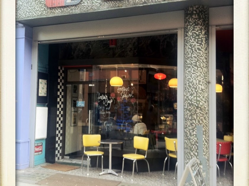 Blue Daisy Cafe, Oldham Street, Manchester | The Afternoon Tea Club