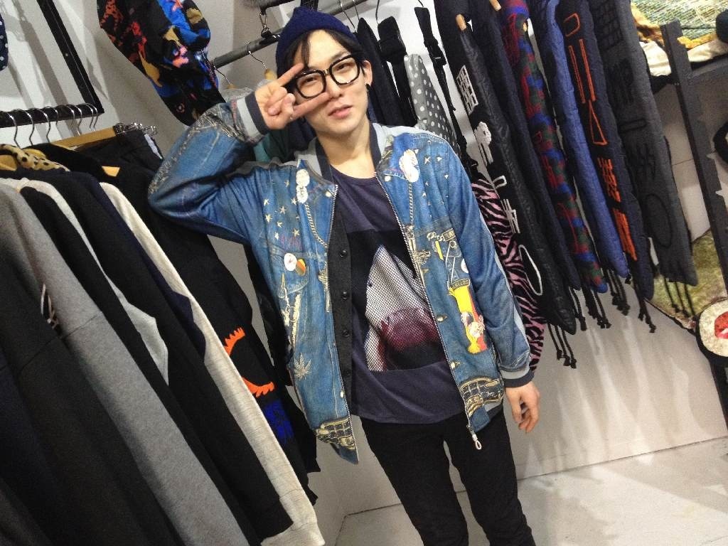 viva.H !: FAKE TOKYO showroom