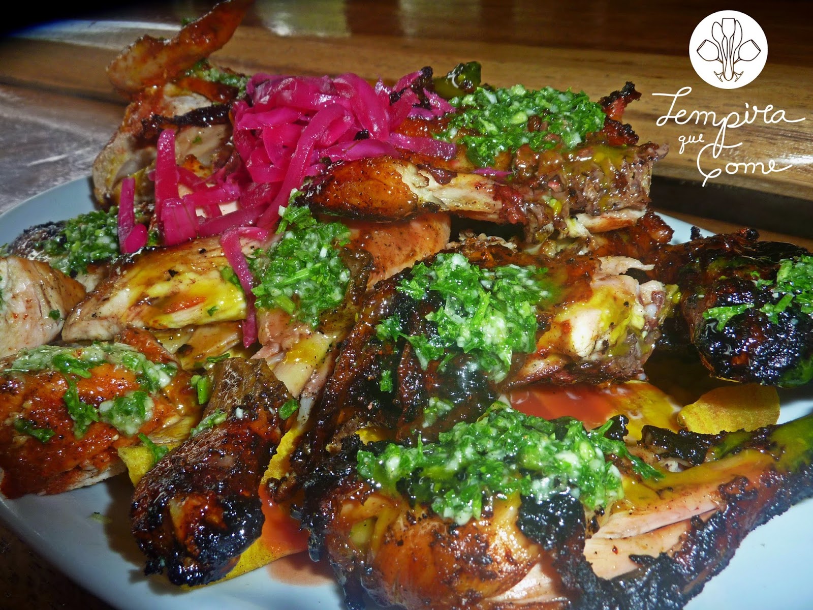 Lempira que Come: Chicken Ranch: ¡gran pollo asado!