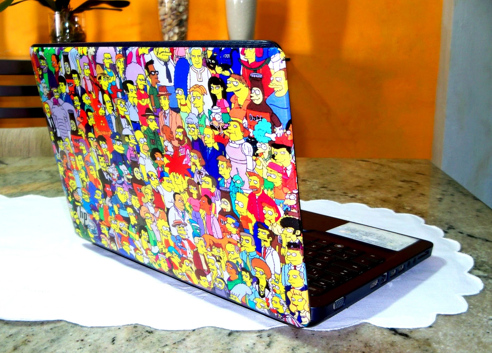 Mulher as vezes Menina: Skins para notebook, netbook, tablet e iphone