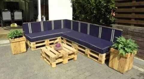 AZLAN RUMADI: INOVASI PERABOT - PERABOT KREATIF DARI KAYU PALETTE
