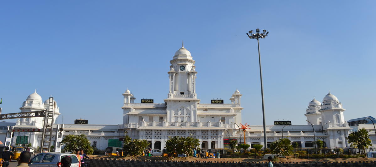Raghu's column!: Kacheguda Railway Station Goes Digital! – First in the ...