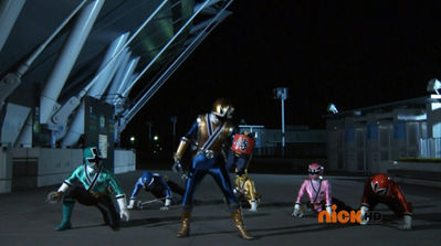 Henshin Grid: Power Rangers Super Samurai - Runway Spike - Episode Review