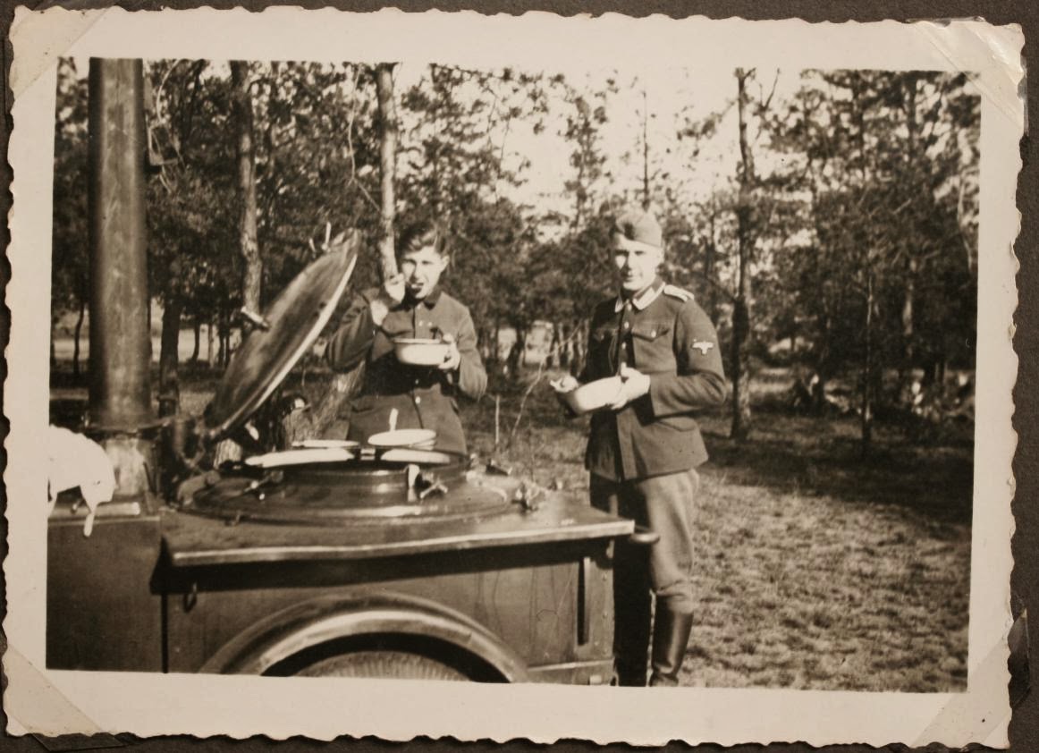 NAZI JERMAN: Foto 4. SS-Polizei-Panzergrenadier-Division