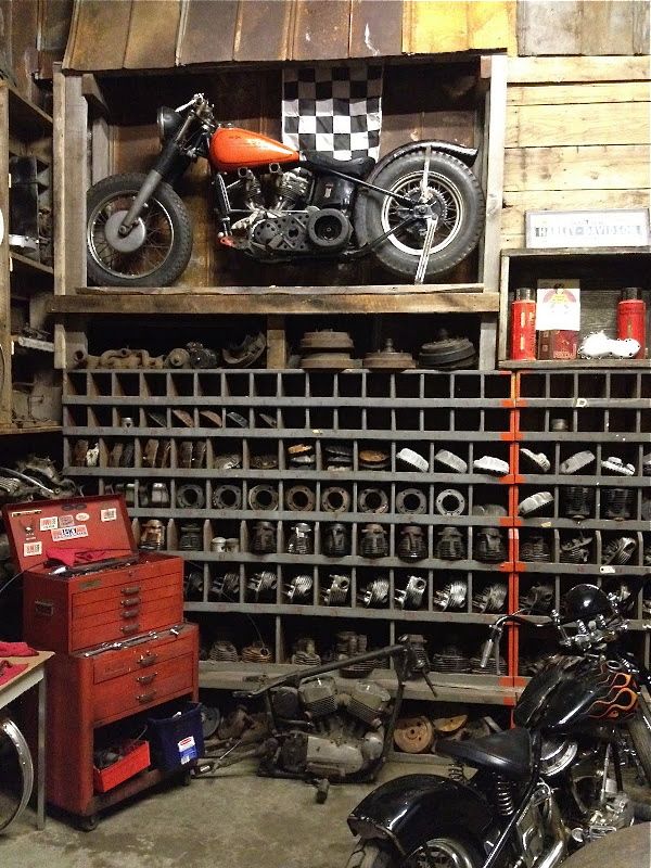 LE CONTAINER: Rust in peace Rit