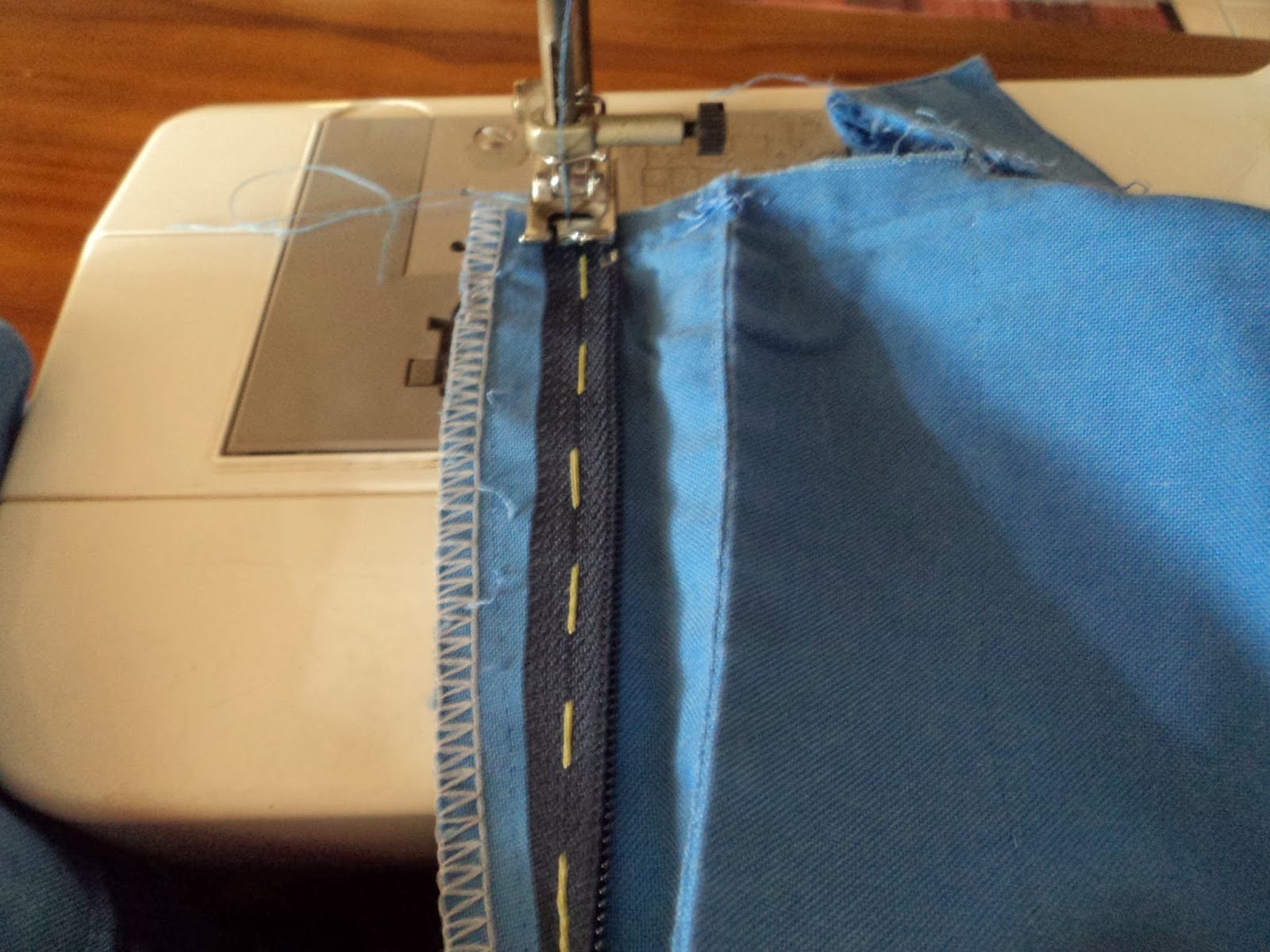 Aiza Sew Activities & Creativity Blog: CARA TUKAR ZIP SELUAR YANG SUDAH ...