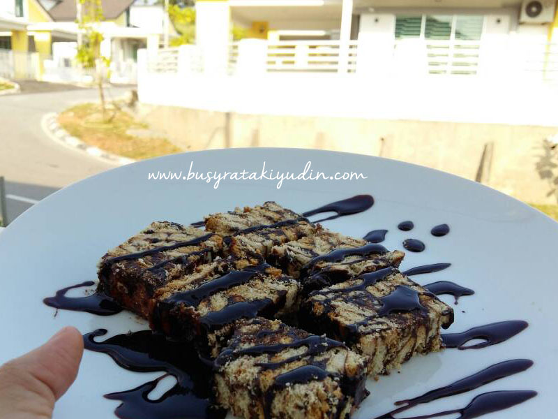 PHOTOSHOOT KEK BATIK CRUNCHY UNTUK ONLINE BISNES! - Busyra Takiyudin