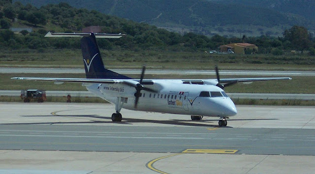 BOMBARDIER Q-400