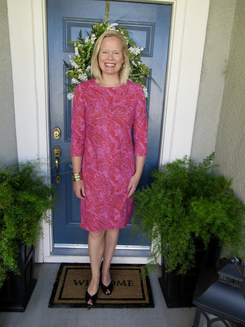 bespokeability: (Yet Another) McCall's 6886: Raspberry Paisley Mesh