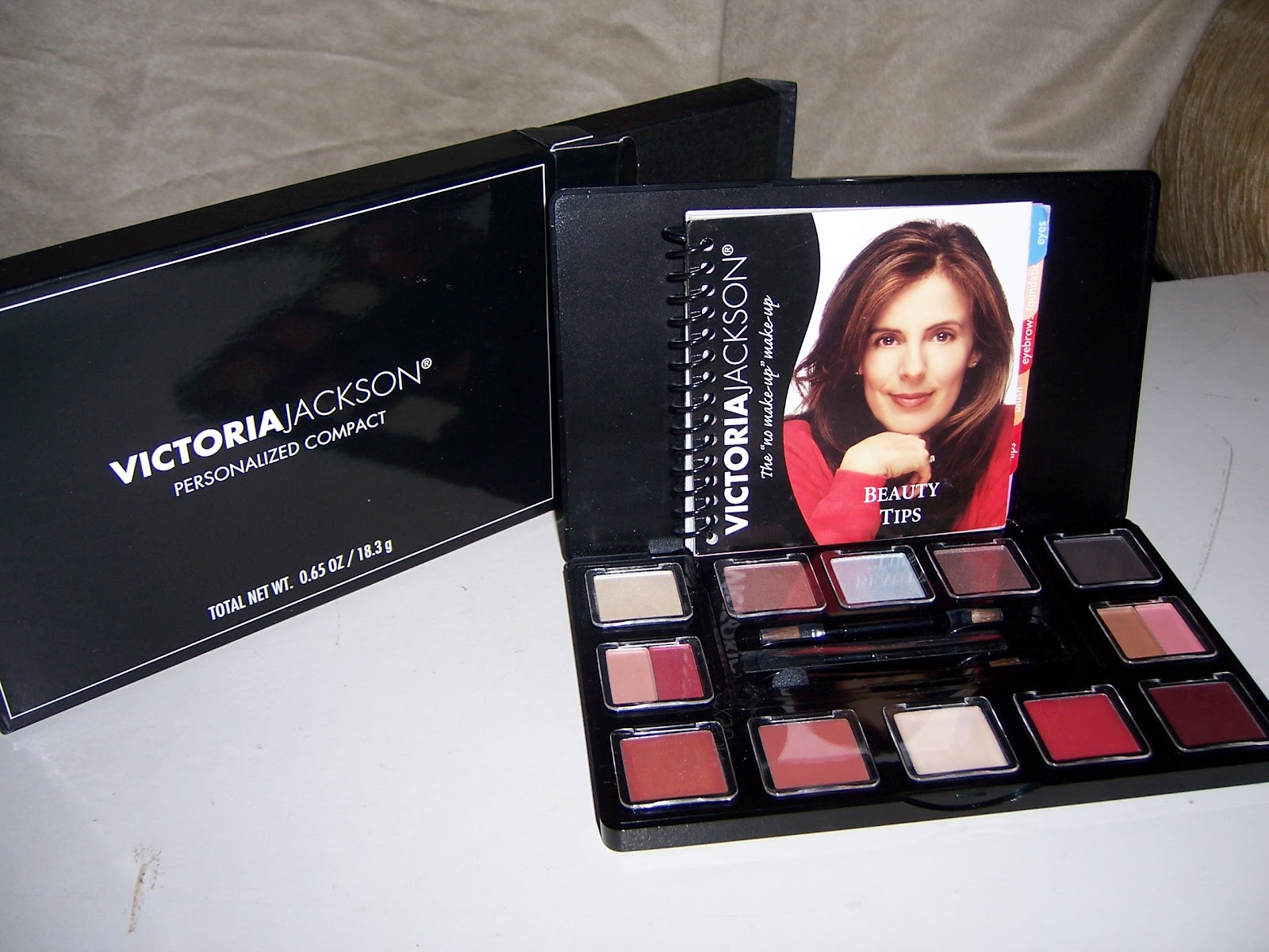 Curvaceous Beauty: Victoria Jackson Cosmetics