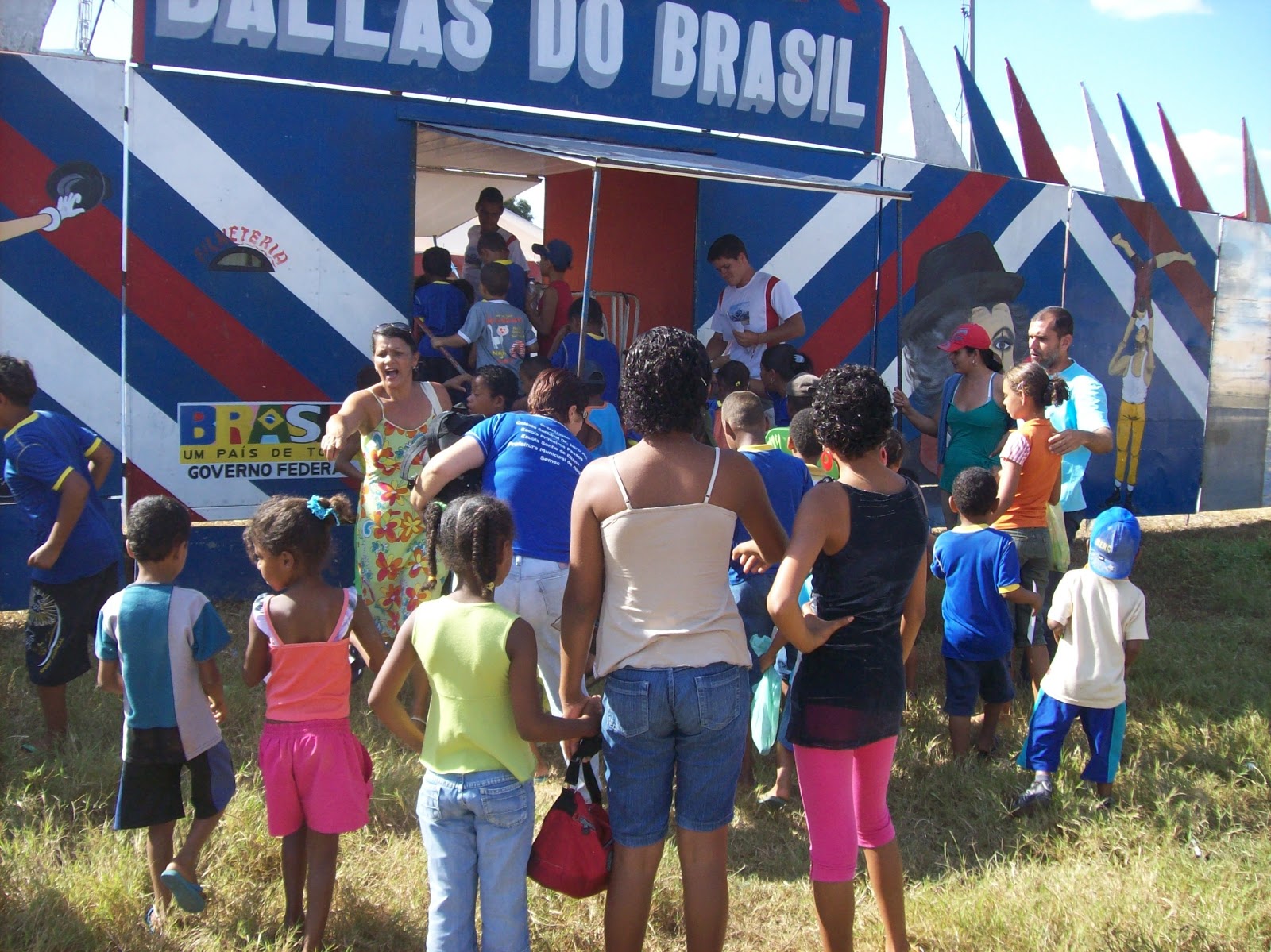 CIRCO DALLAS DO BRASIL: CATÚ E O CIRCO DALLAS