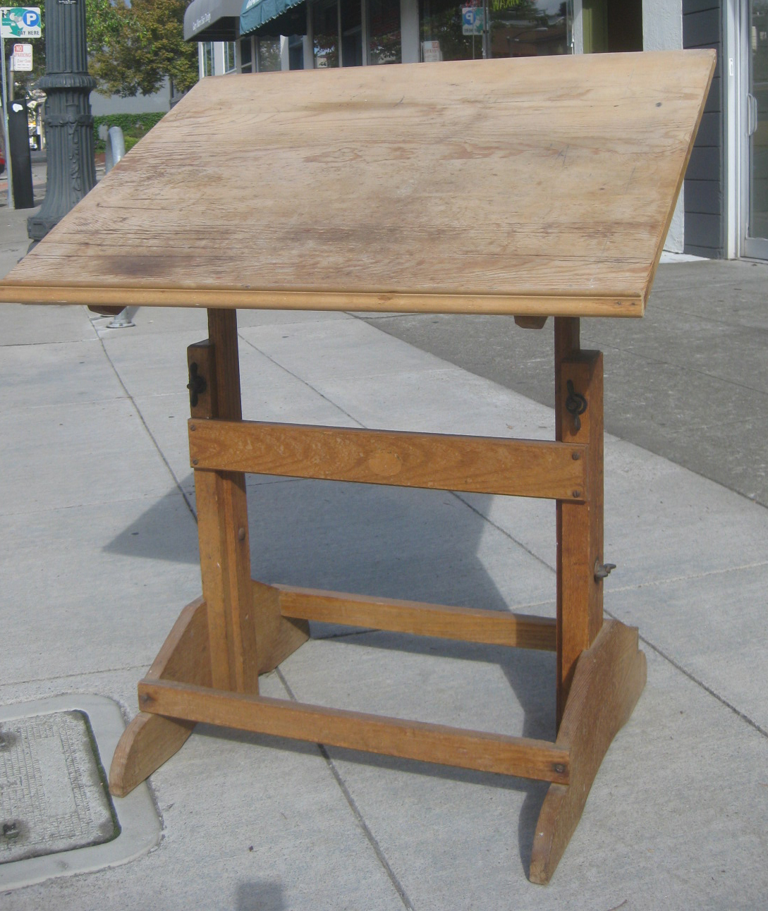 UHURU FURNITURE & COLLECTIBLES: October 2011