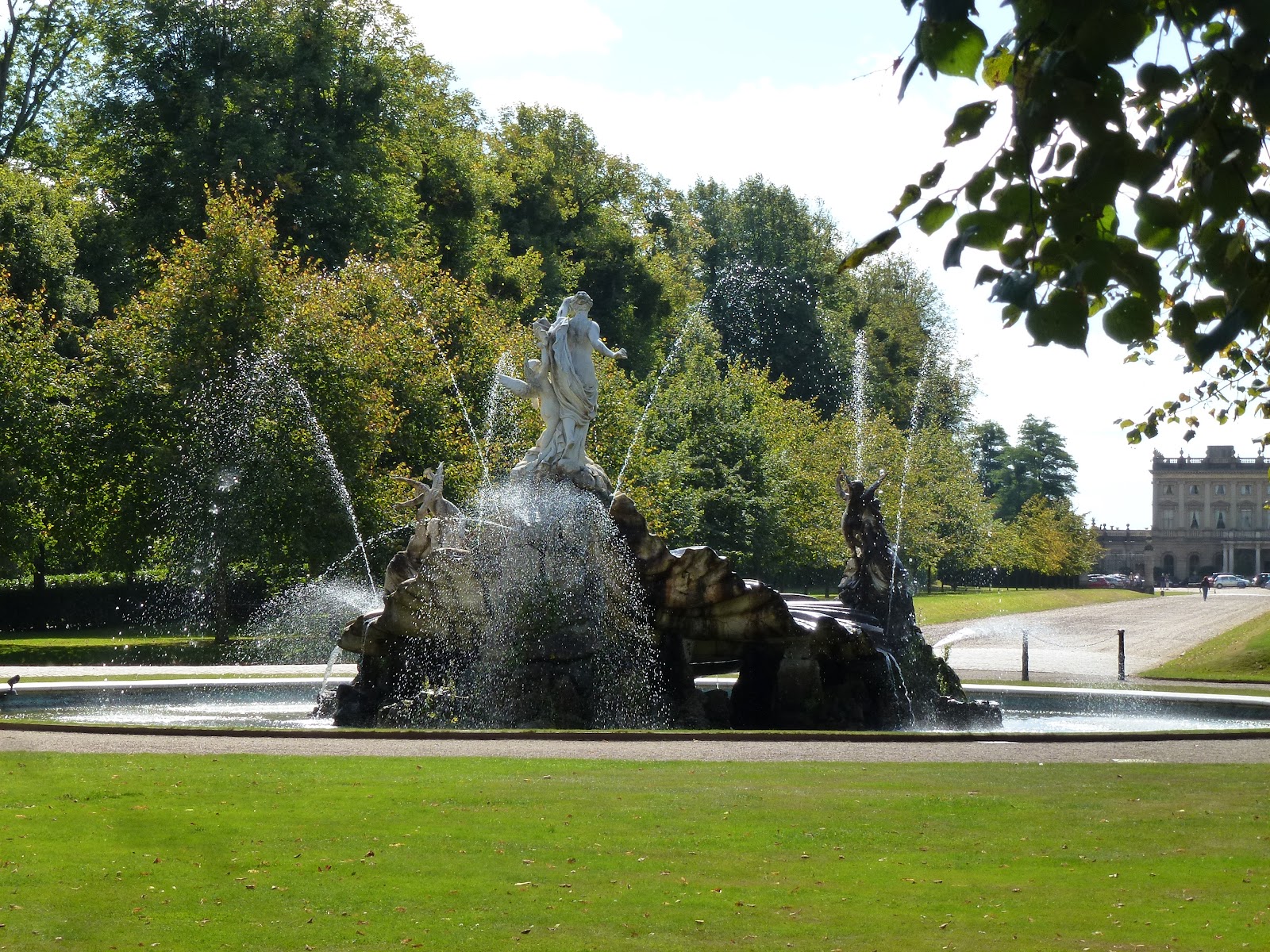 NB Rock 'n' Roll: Cliveden House - a must visit!