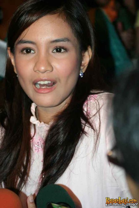 Intan Nuraini - Kumpulan Foto Artis Indonesia