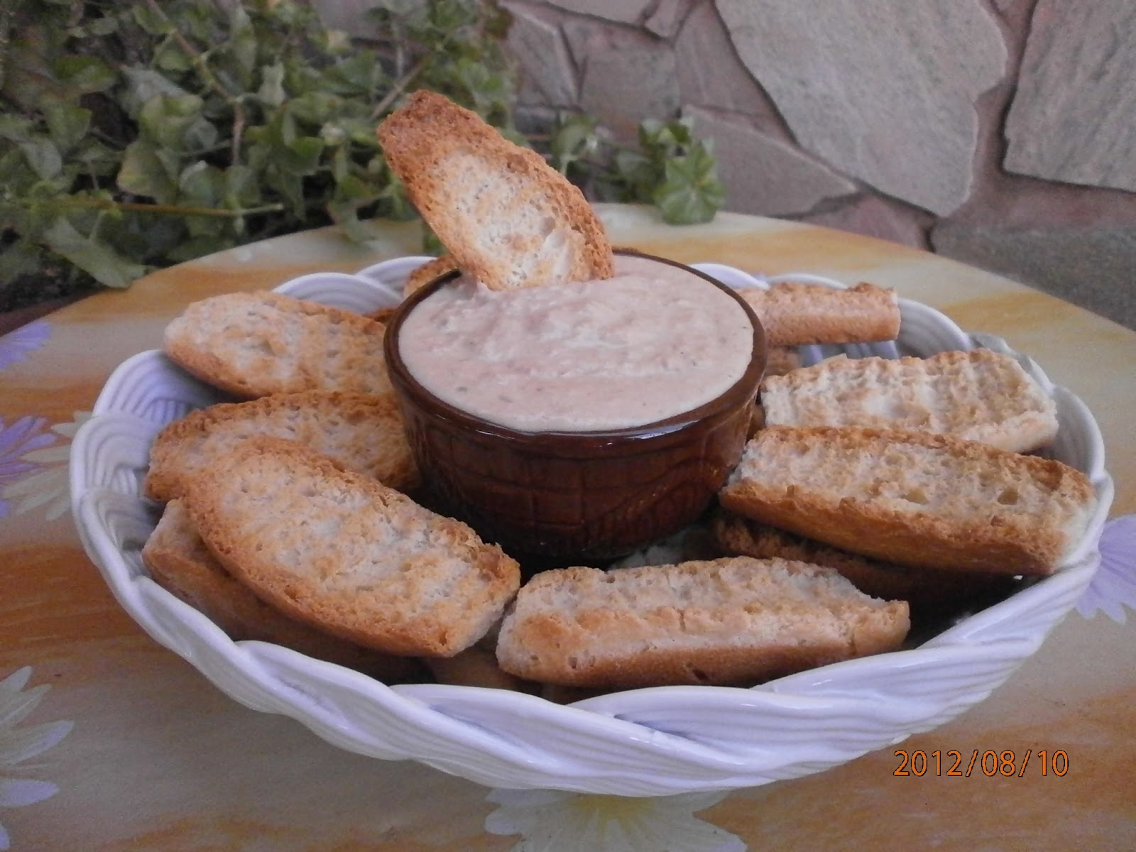 Acquolina in bocca!: Salsa tonnata (tuna sauce)