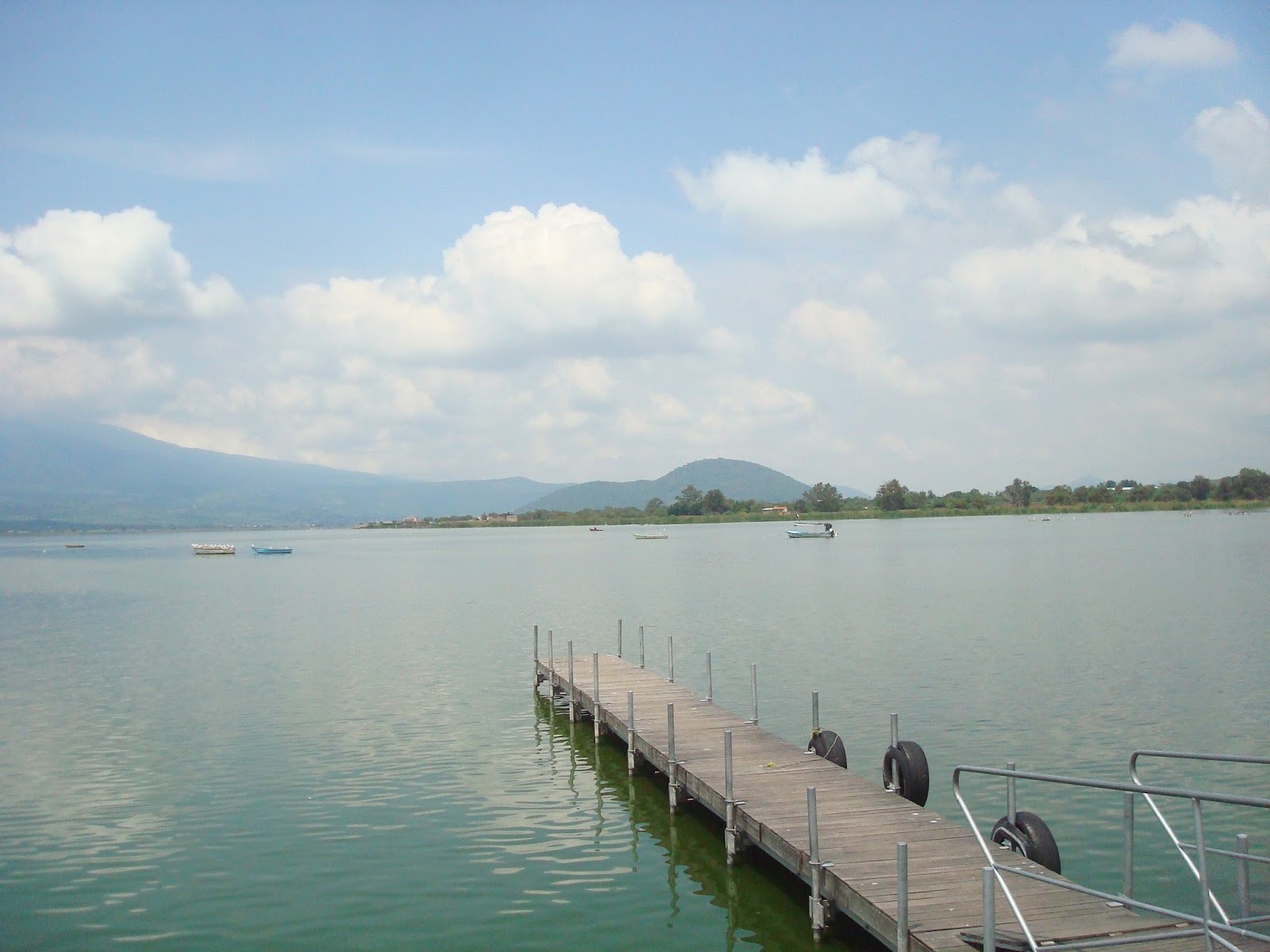 sancarlosfortin: a la laguna en cajititlan jalisco mexico